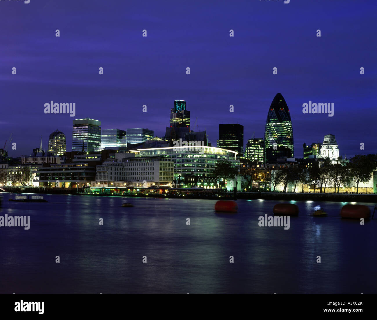 London scapes hi-res stock photography and images - Alamy