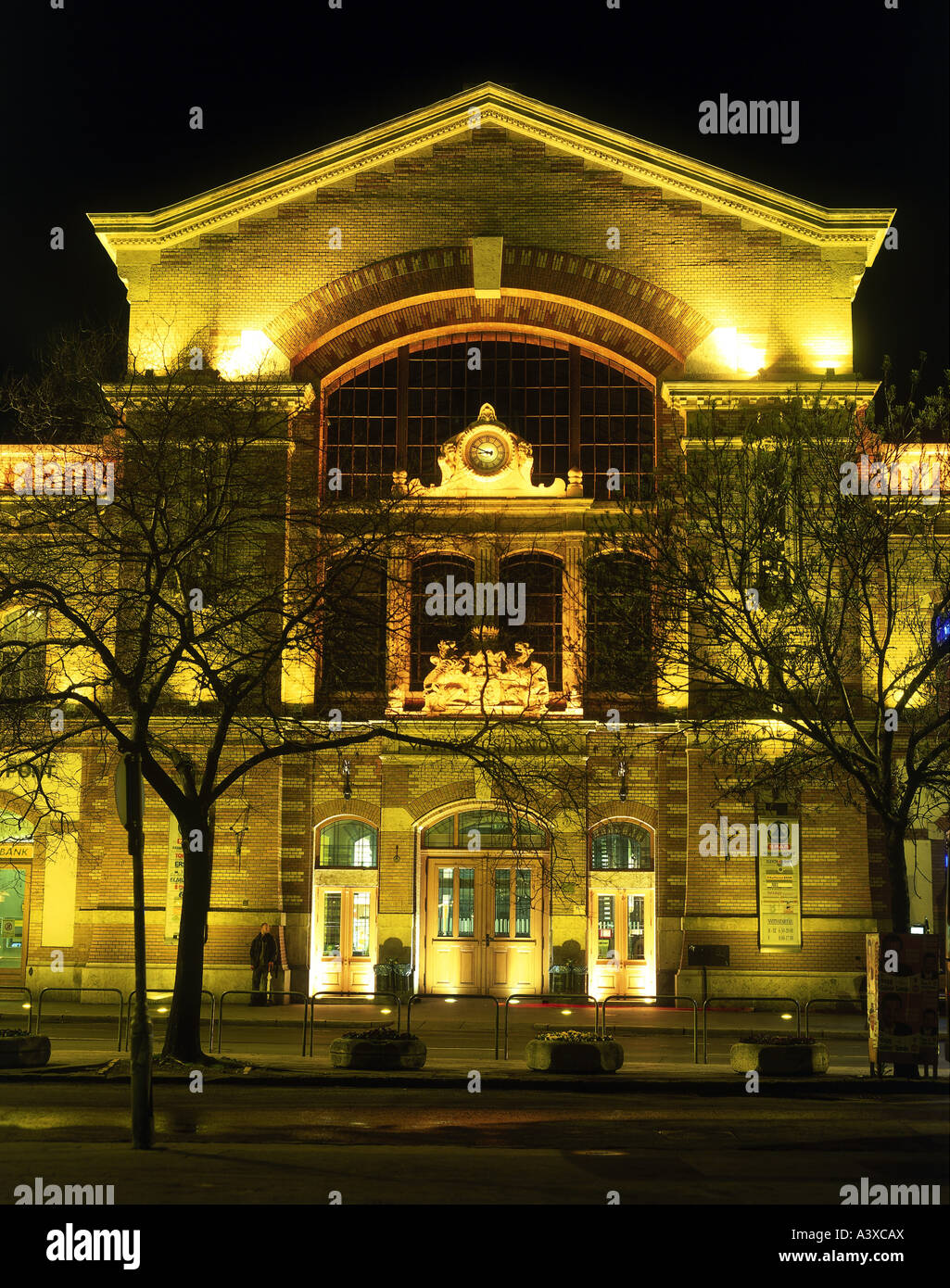 geography / travel, Hungary, Budapest, buildings, market hall, exterior ...