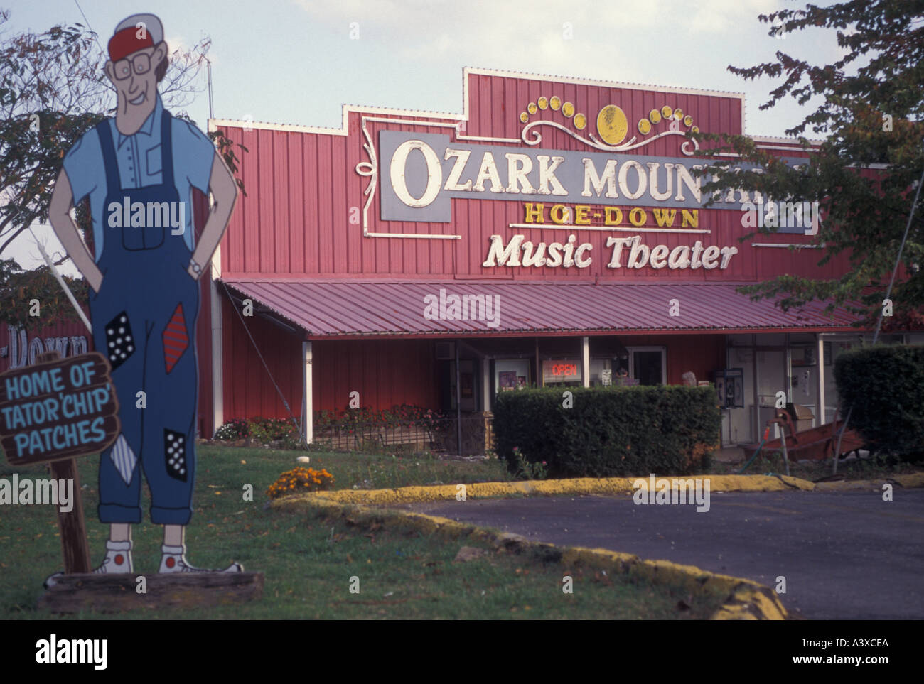 Eureka springs mountains hi-res stock photography and images - Alamy