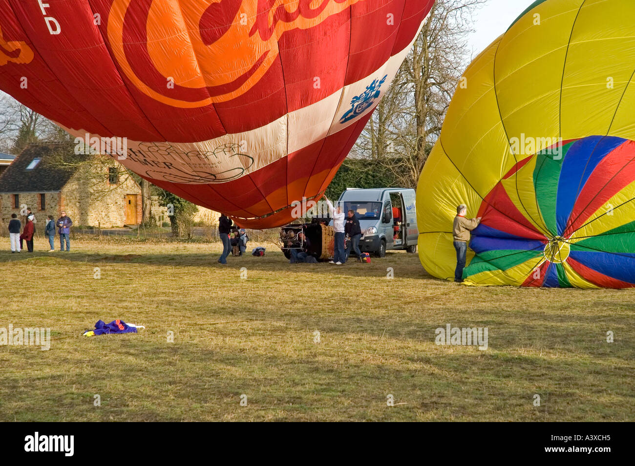 INFLATING HOT AIR BALLOONS Stock Photo - Alamy