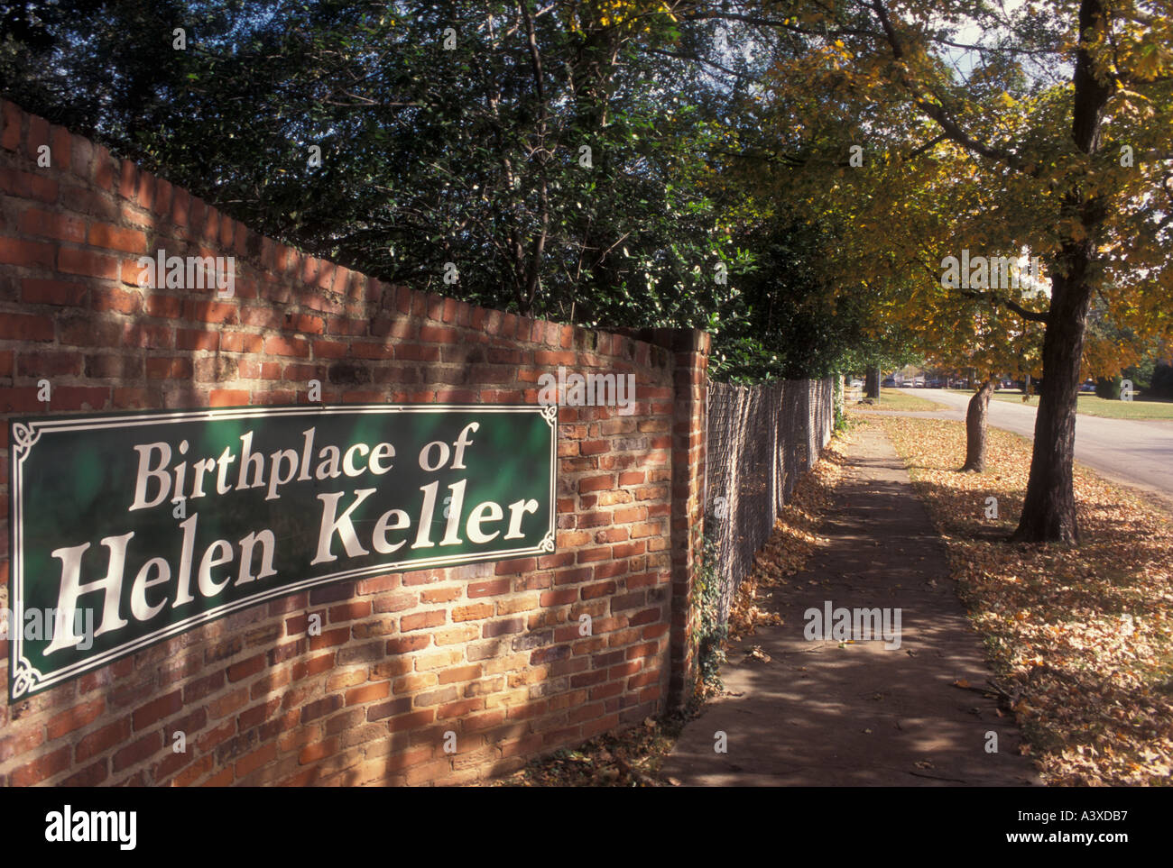 Helen keller hi-res stock photography and images - Alamy