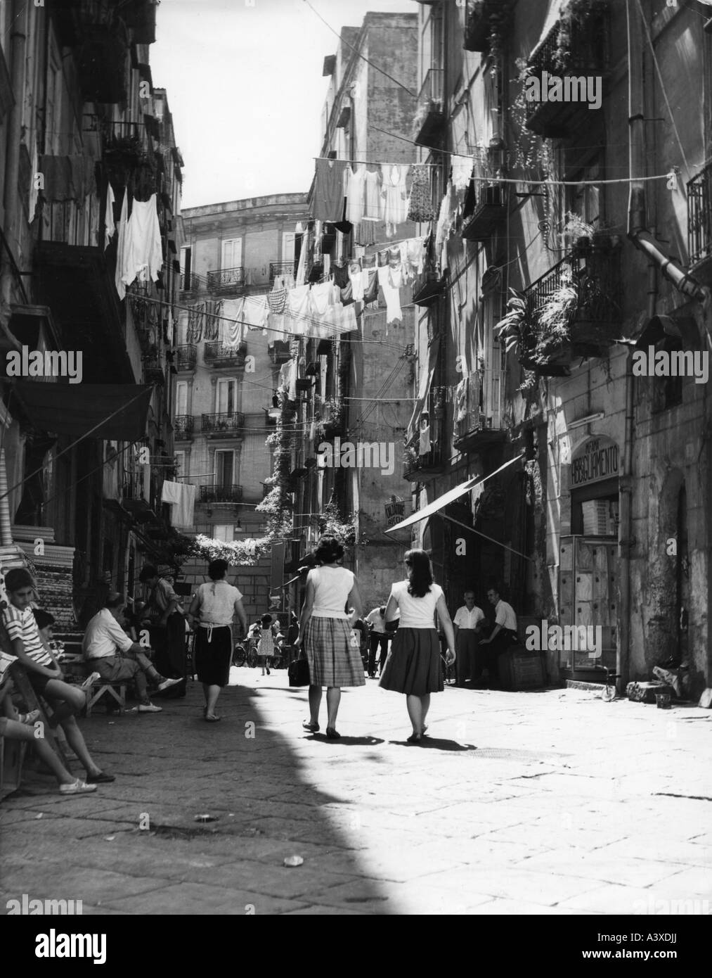 geography / travel, Italy, cities, Naples, street scenes, 1960s Stock ...