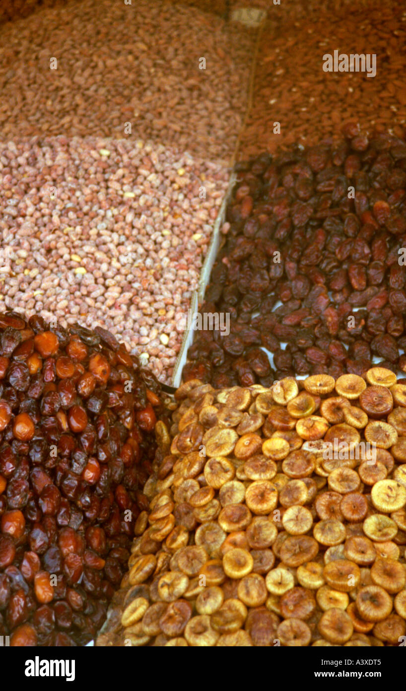 Moroccan fruit display hi-res stock photography and images - Alamy