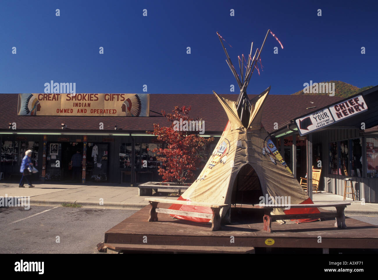 Cherokee Tribe High Resolution Stock Photography and Images - Alamy