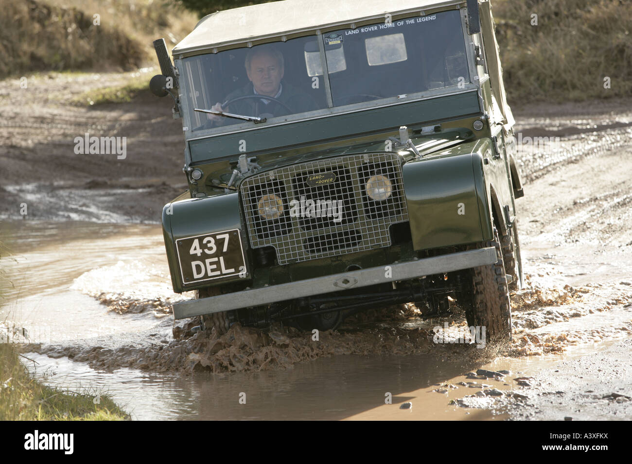 Land rover series one hi-res stock photography and images - Alamy