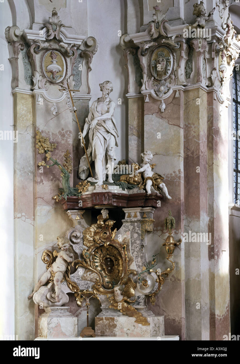 John the baptist sculpture hi-res stock photography and images - Alamy
