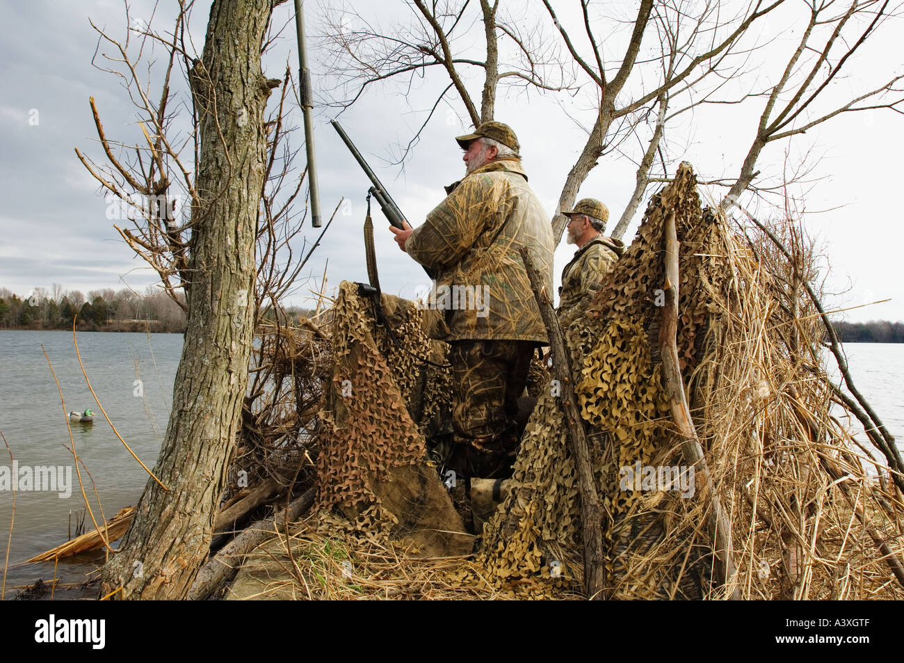Waterfowl hunters hi-res stock photography and images - Alamy