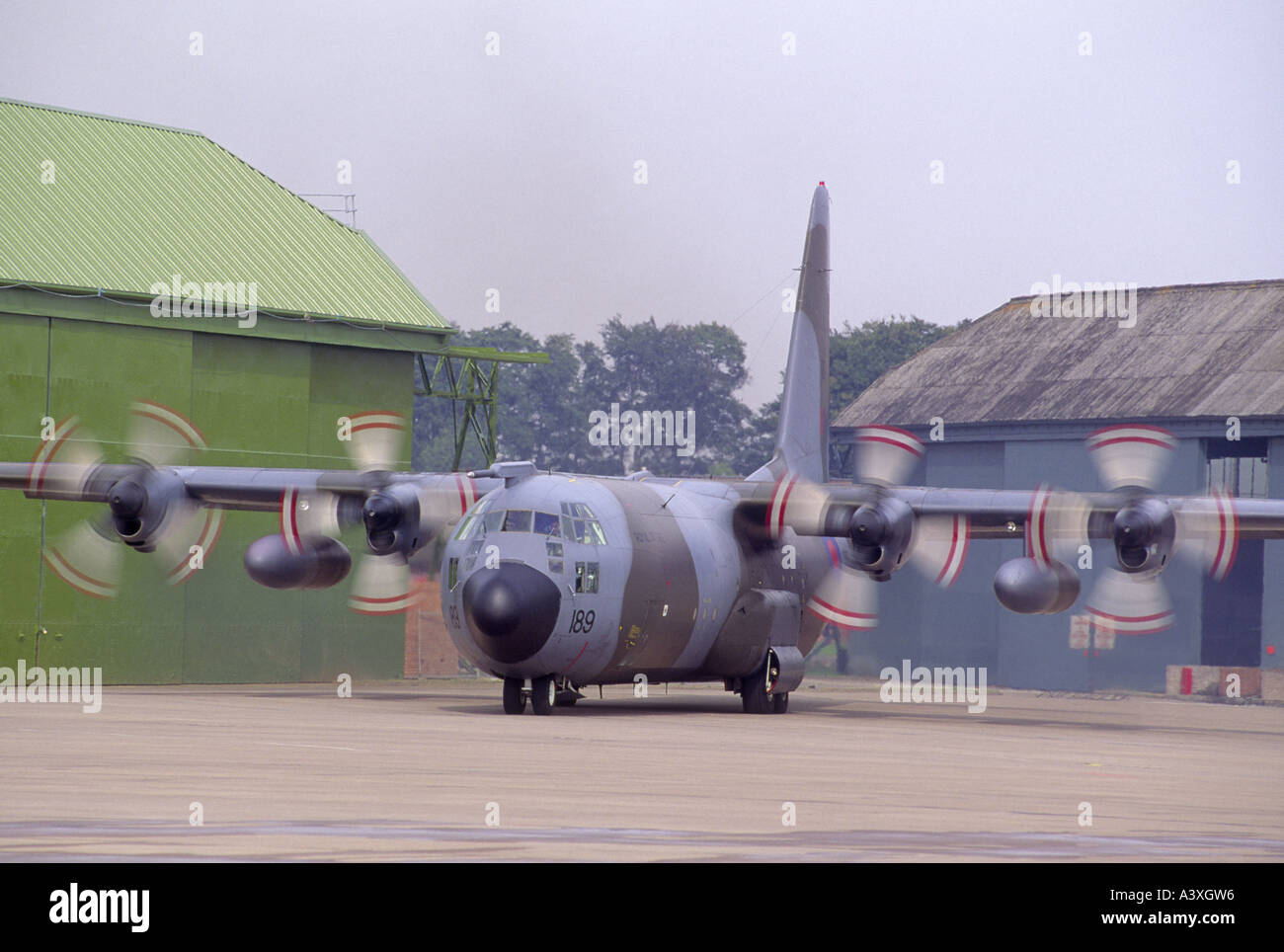 Lockheed c 130k hercules hi-res stock photography and images - Alamy