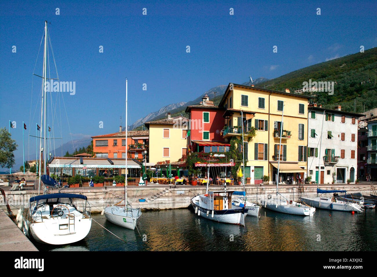 Castelletto di brenzone hi-res stock photography and images - Alamy