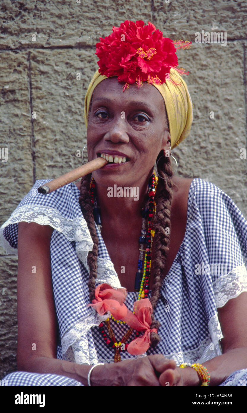 Woman smoking a cigar, Havana Cuba Stock Photo - Alamy