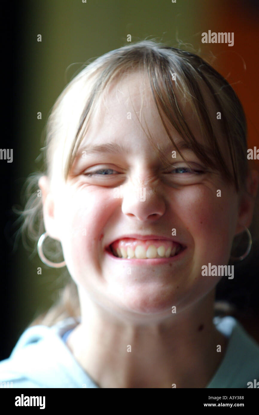 Female gritted teeth hi-res stock photography and images - Alamy