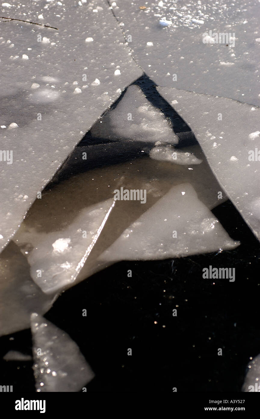 Cliffside detail hi-res stock photography and images - Alamy