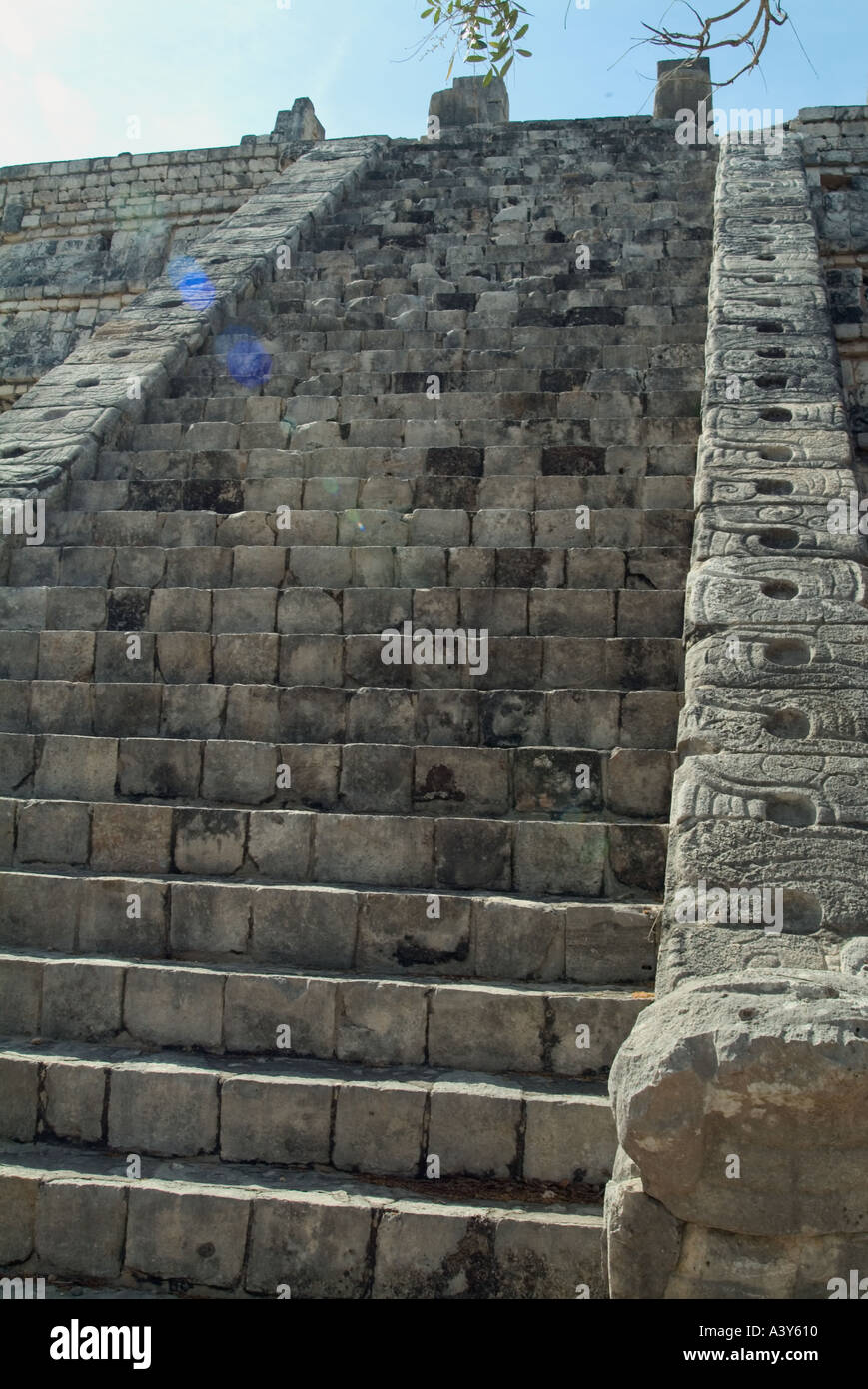 Carved mexico arts mayan hi-res stock photography and images - Alamy