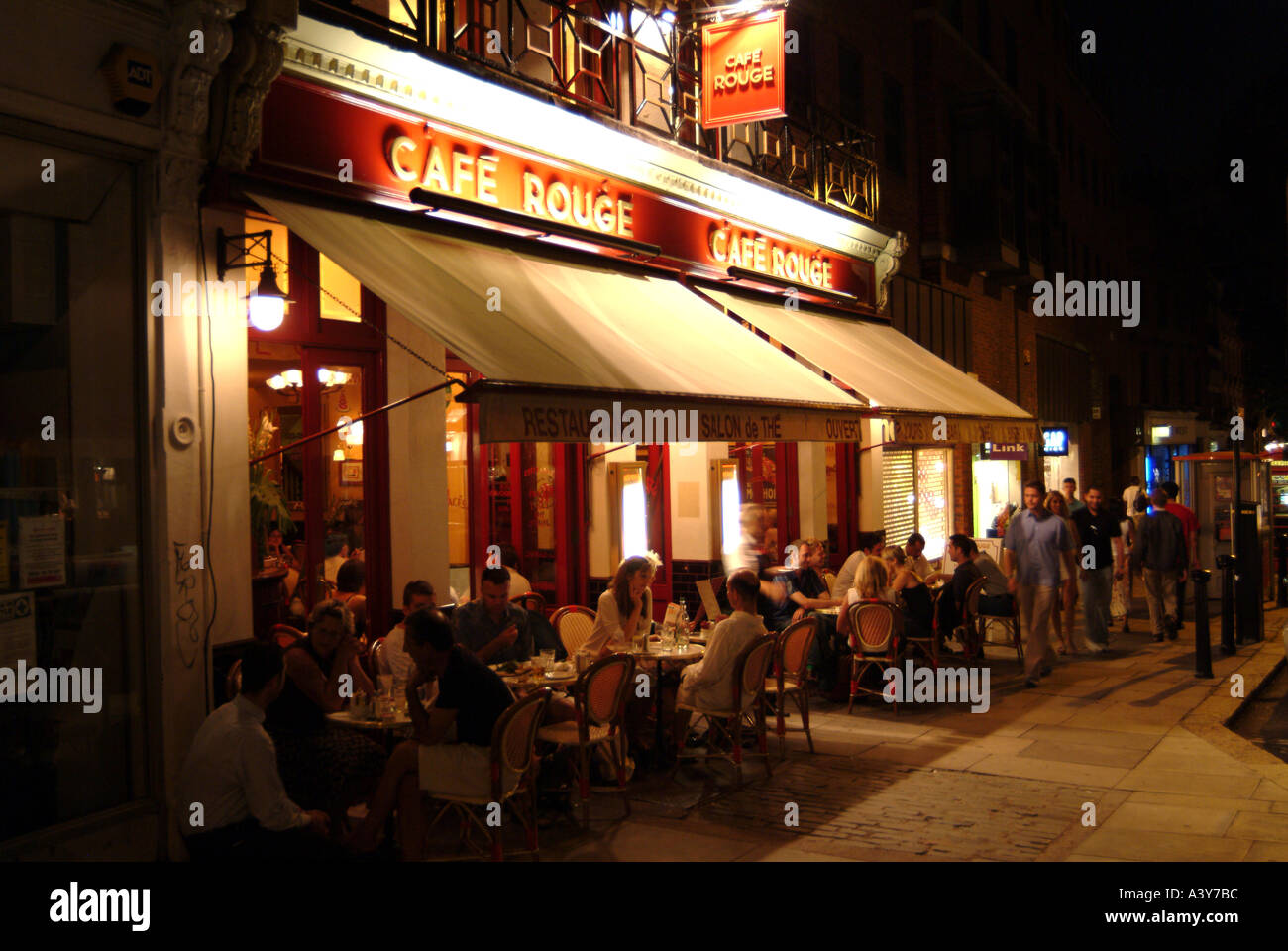 England London Cafe Rouge in Hampstead Stock Photo - Alamy