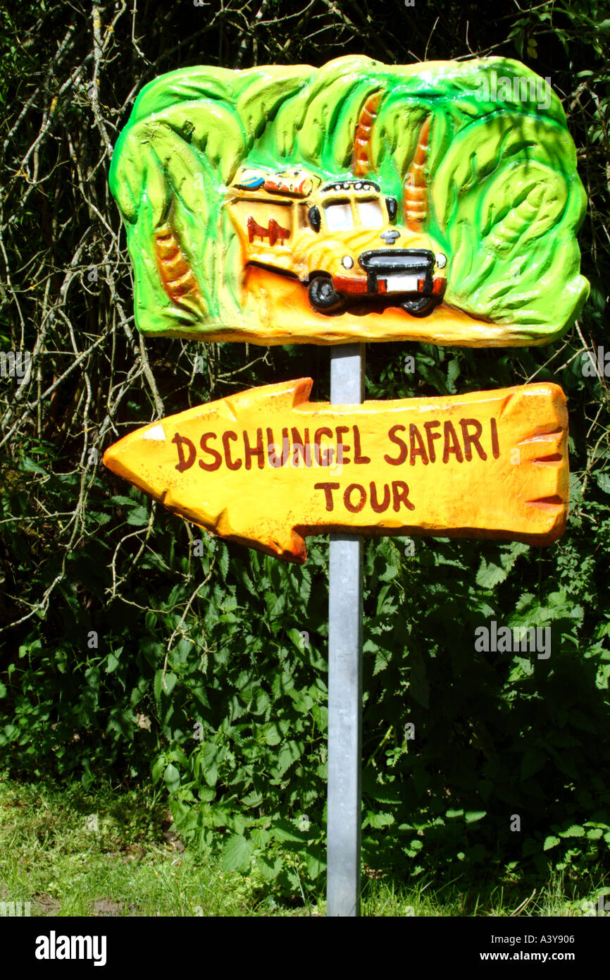 safari park sign Stock Photo - Alamy