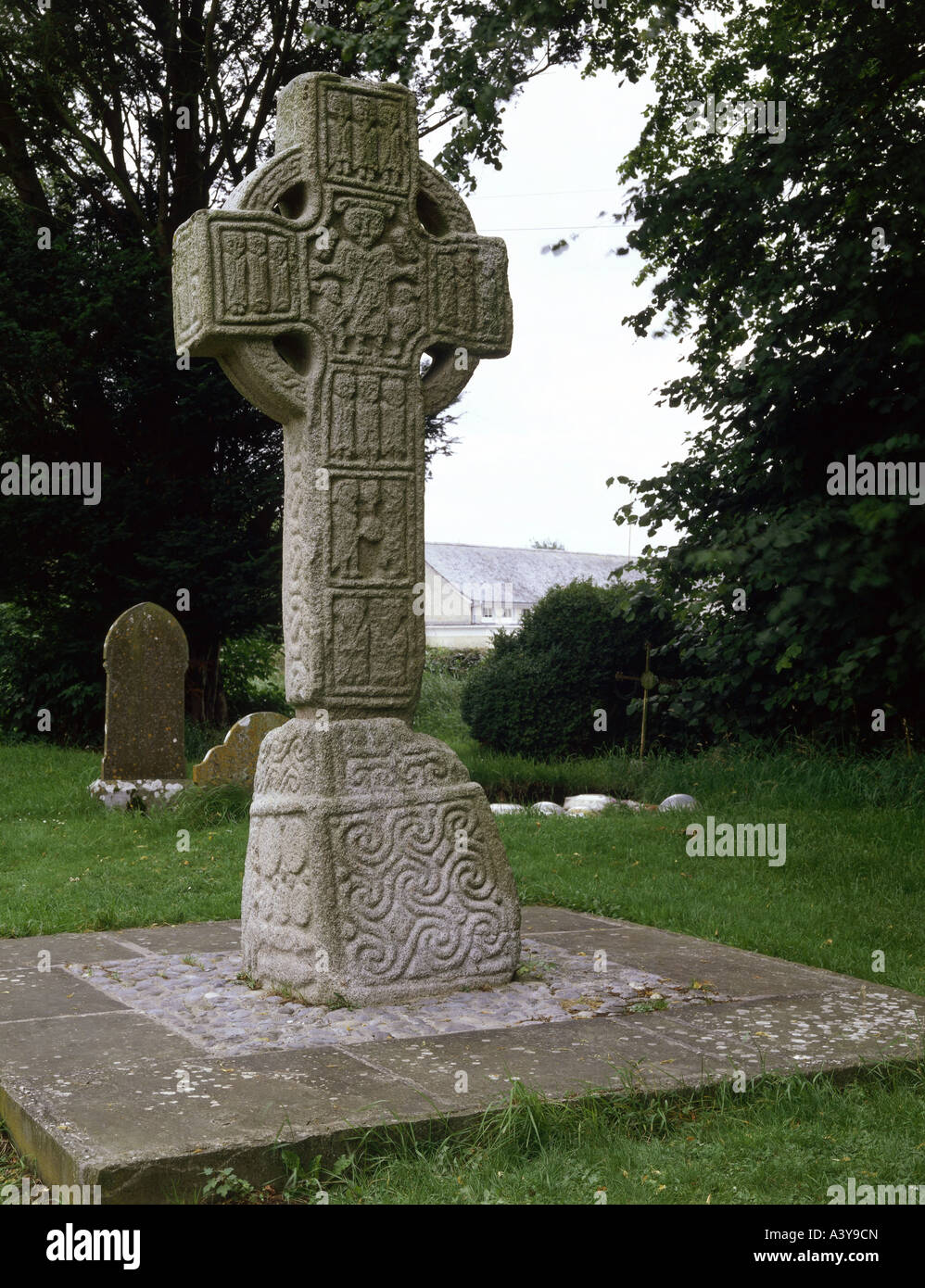 Medieval monuments hi-res stock photography and images - Alamy