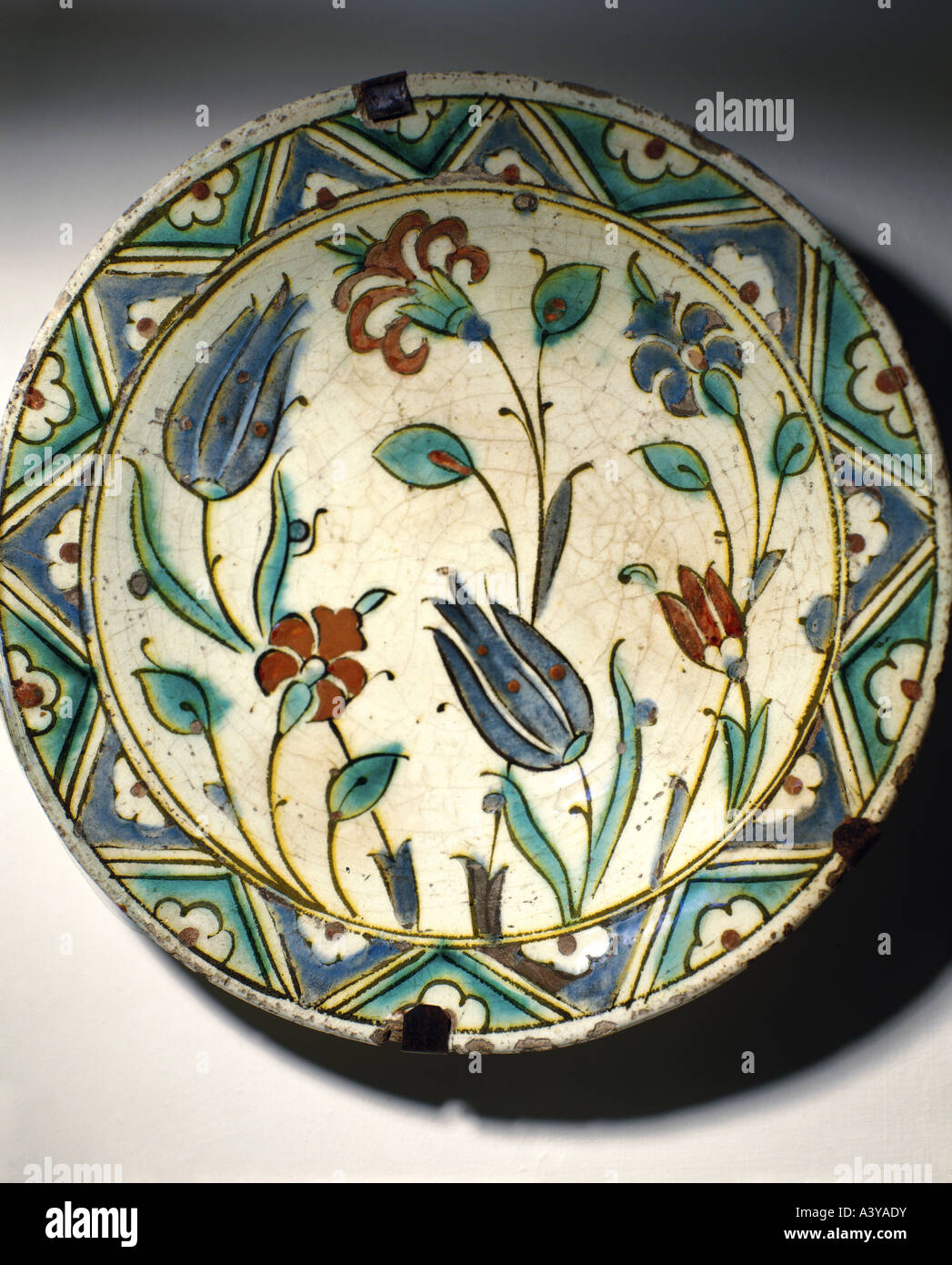 fine arts, Islamic art, craft / handcraft, plate, Iznik, Turkey, 17th ...