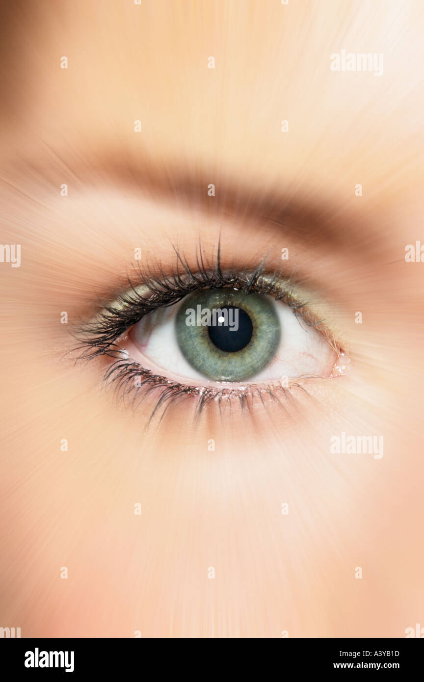 Close up of womans eye looking straight on Stock Photo - Alamy