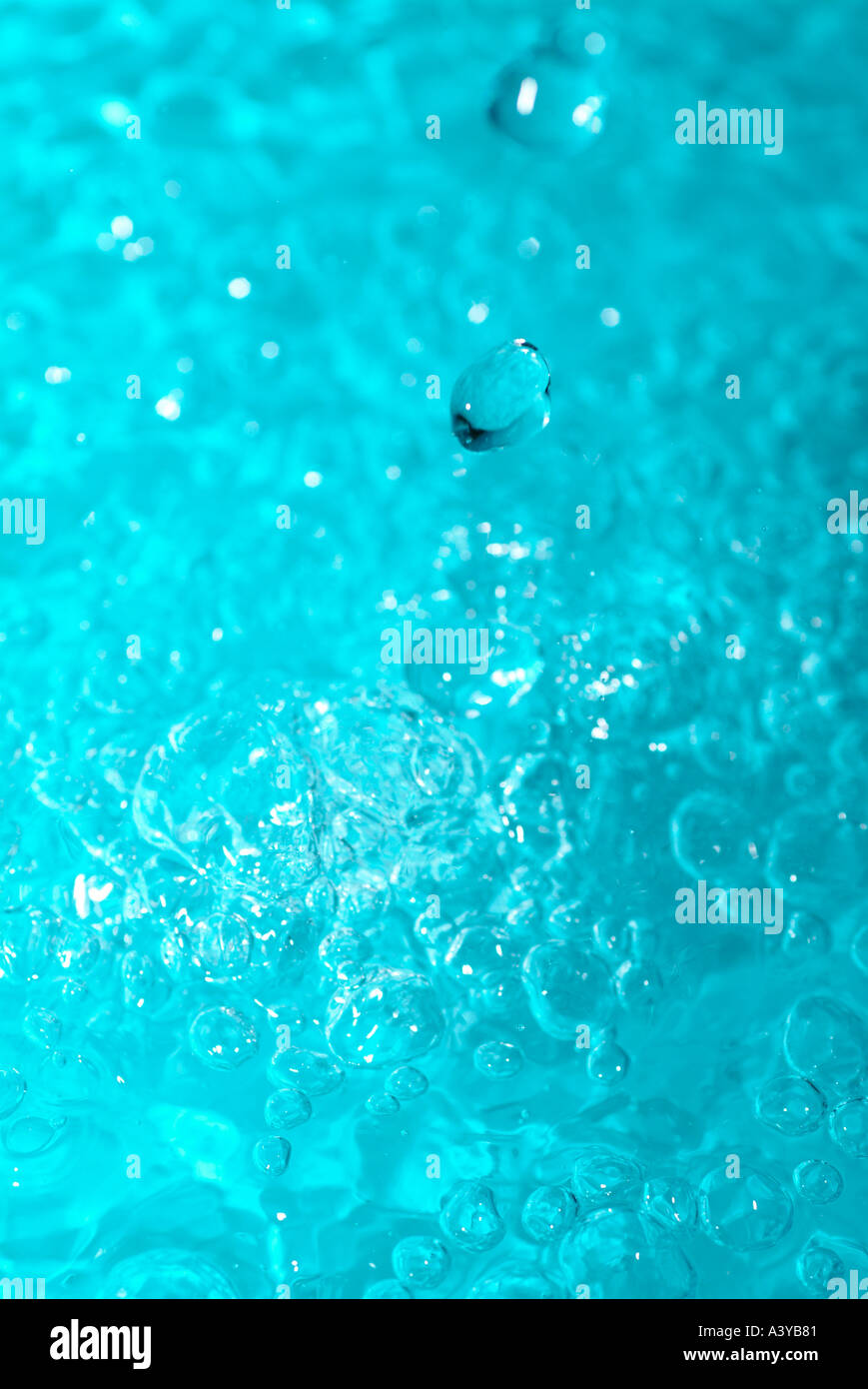 Water streaming in a bath tub Stock Photo - Alamy