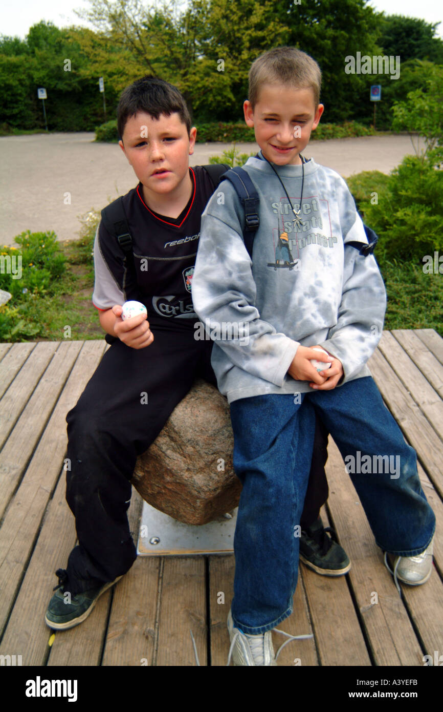 friends boys males lads 2 two mates Stock Photo - Alamy