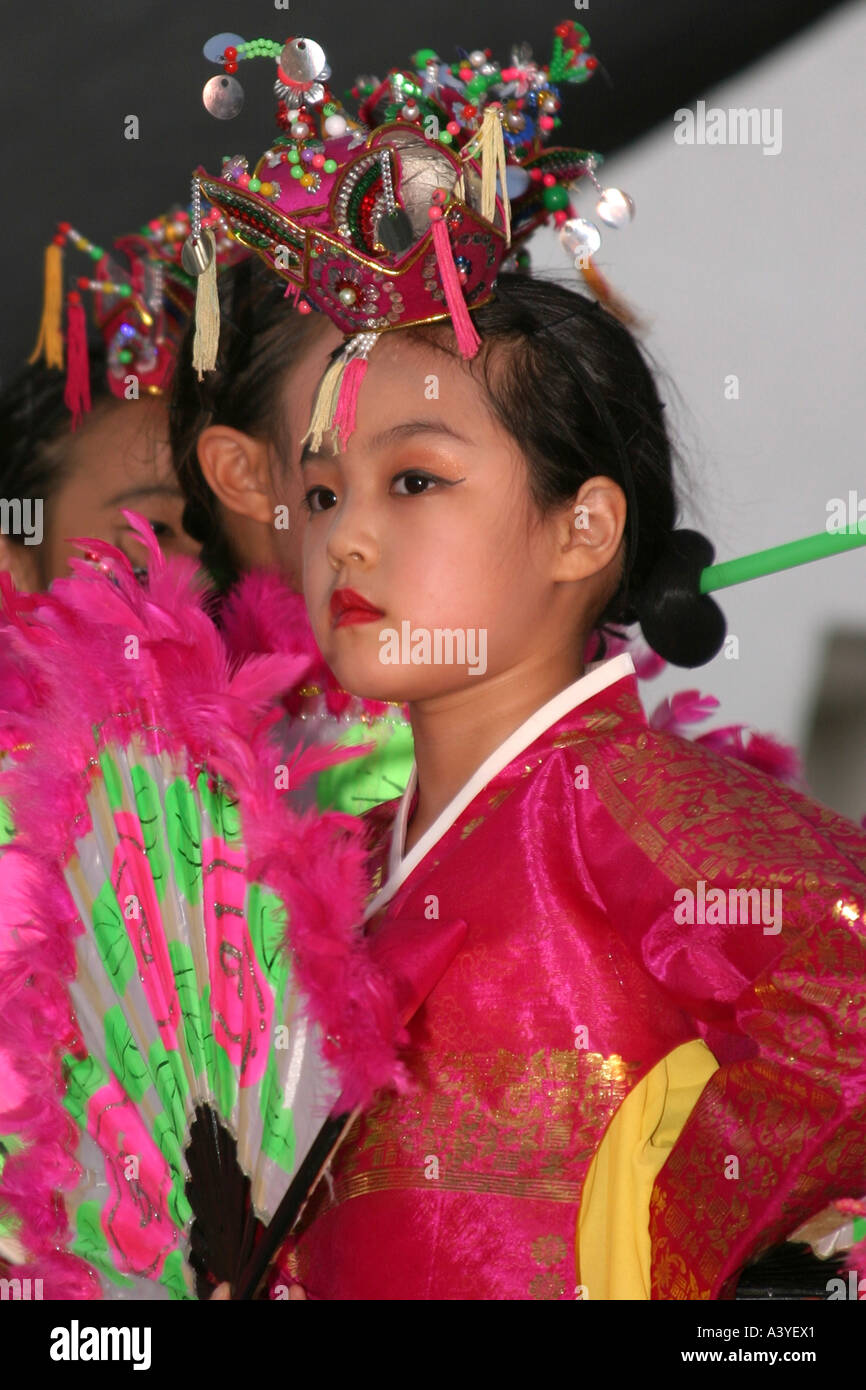 Young Korean Dancer Stock Photo - Alamy