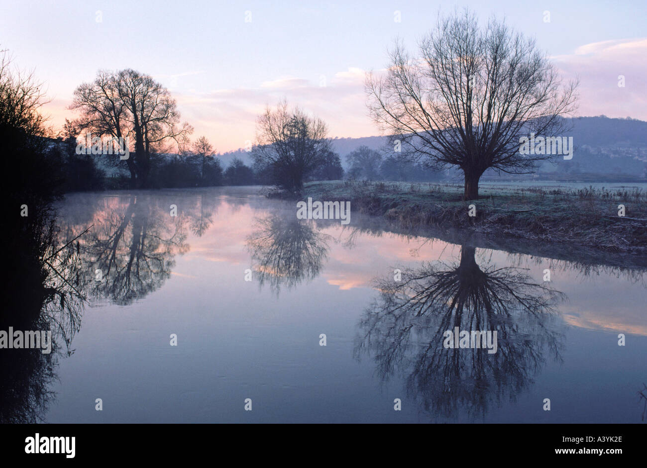 Frosty Morning on River Avon at Bathford Somerset UK Stock Photo - Alamy