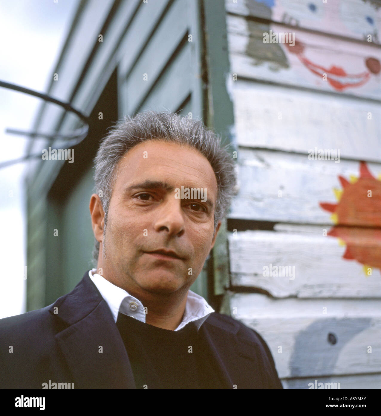 Famous british authors hi-res stock photography and images - Alamy