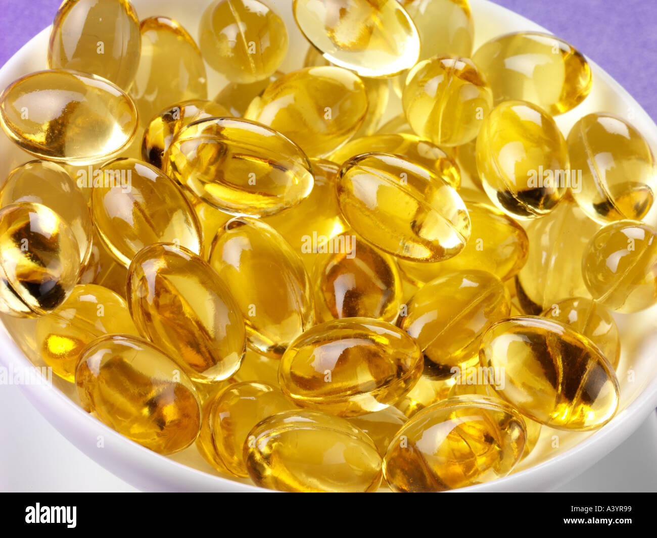 EVENING PRIMROSE OIL CAPSULES Stock Photo - Alamy