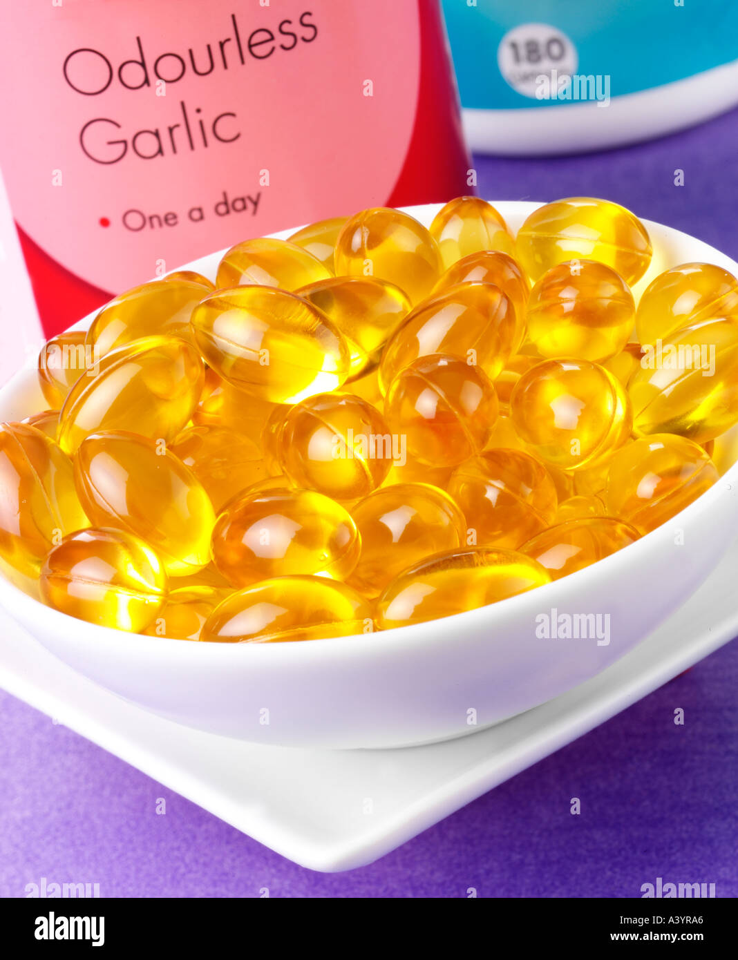 Garlic tablets hi-res stock photography and images - Alamy