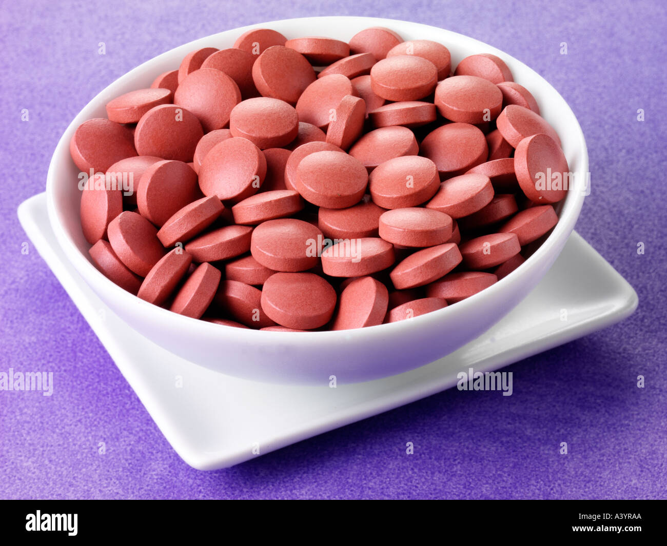 Multivitamin tablets hi-res stock photography and images - Alamy