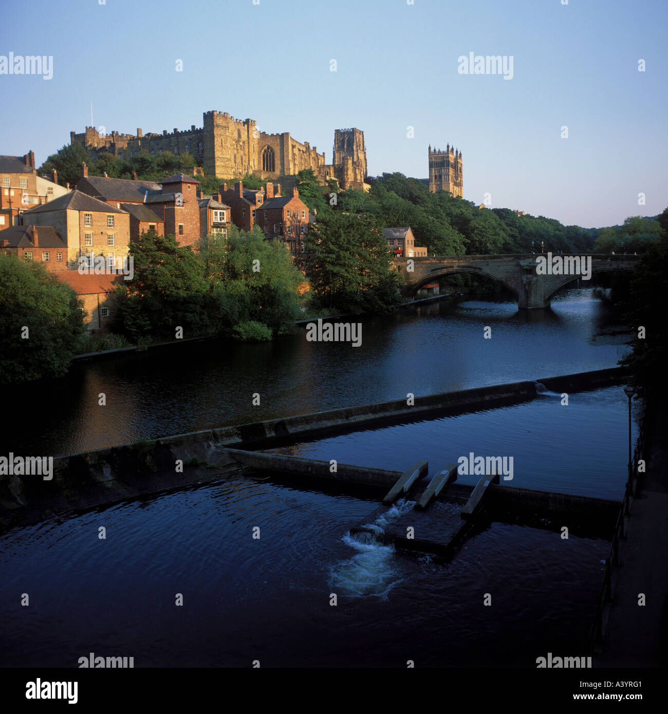 River Wear, Framwellgate Bridge and Cathedral, City of Durham, UK Stock ...