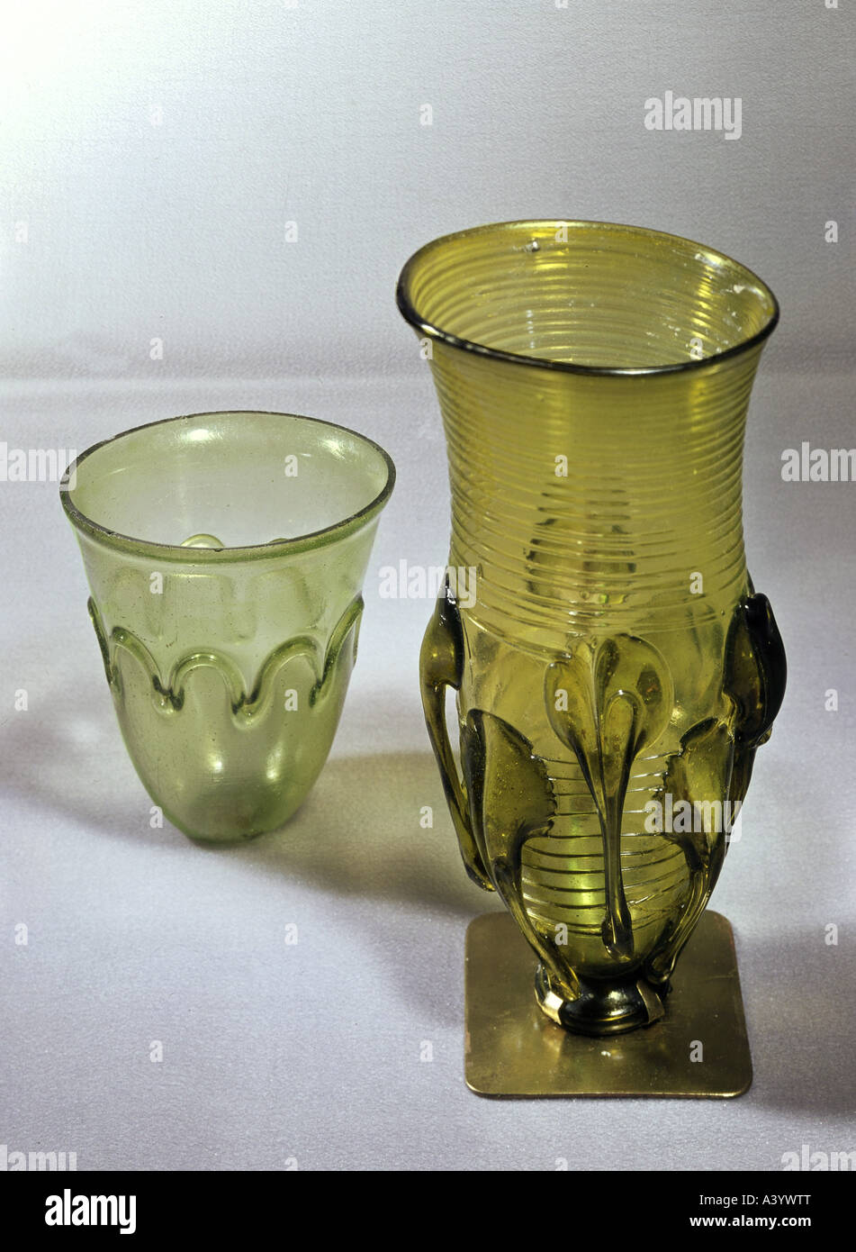 6th from the right hi-res stock photography and images - Alamy