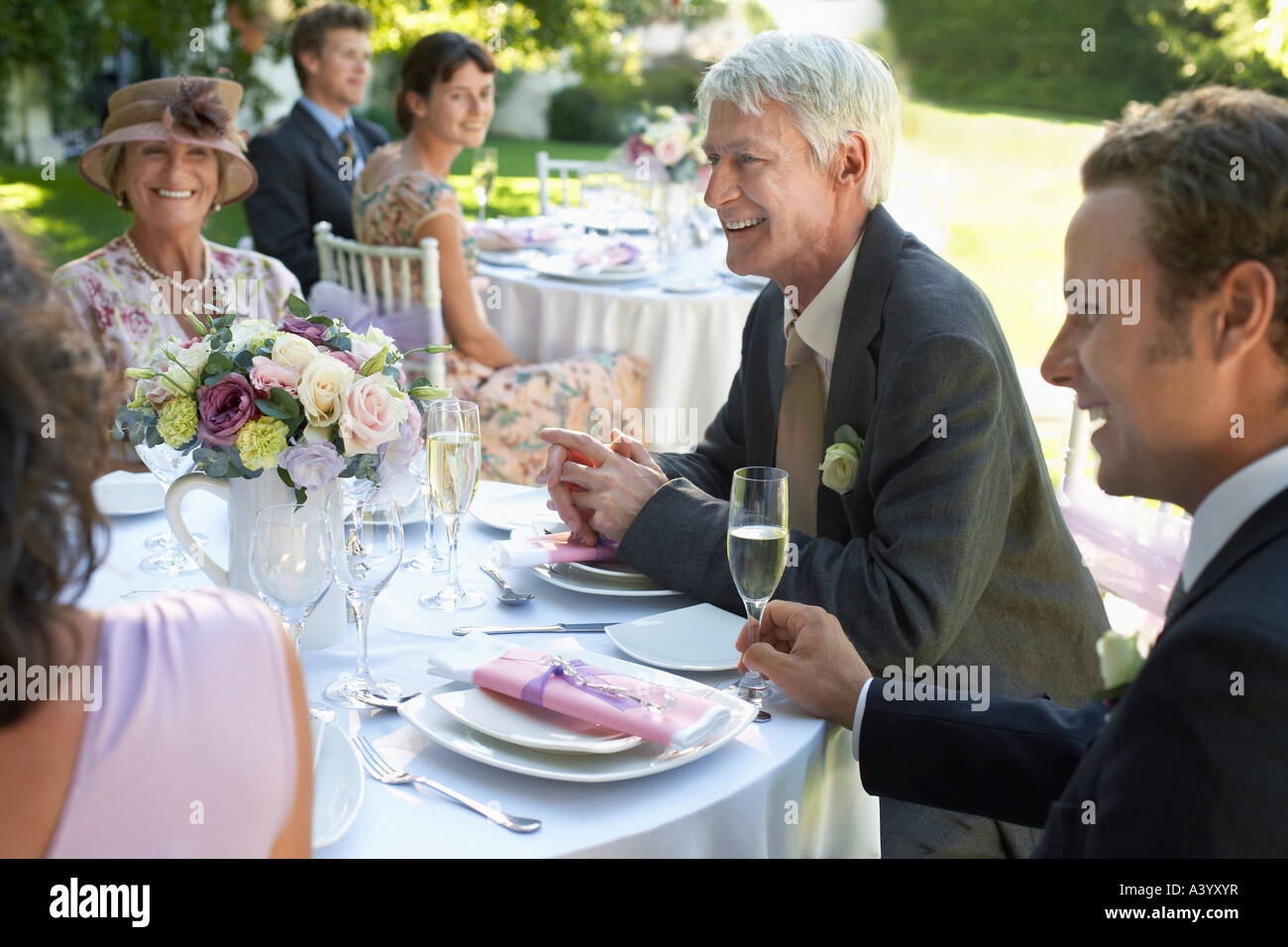 60 guest hi-res stock photography and images - Alamy