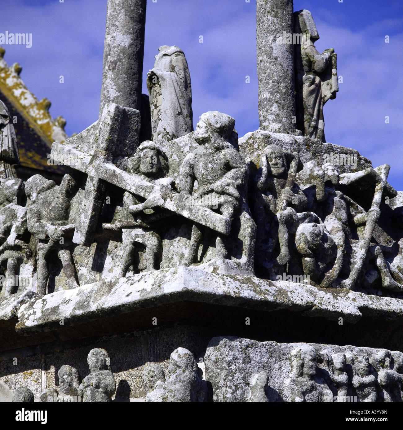 Christ carrying the cross monuments hi-res stock photography and images ...