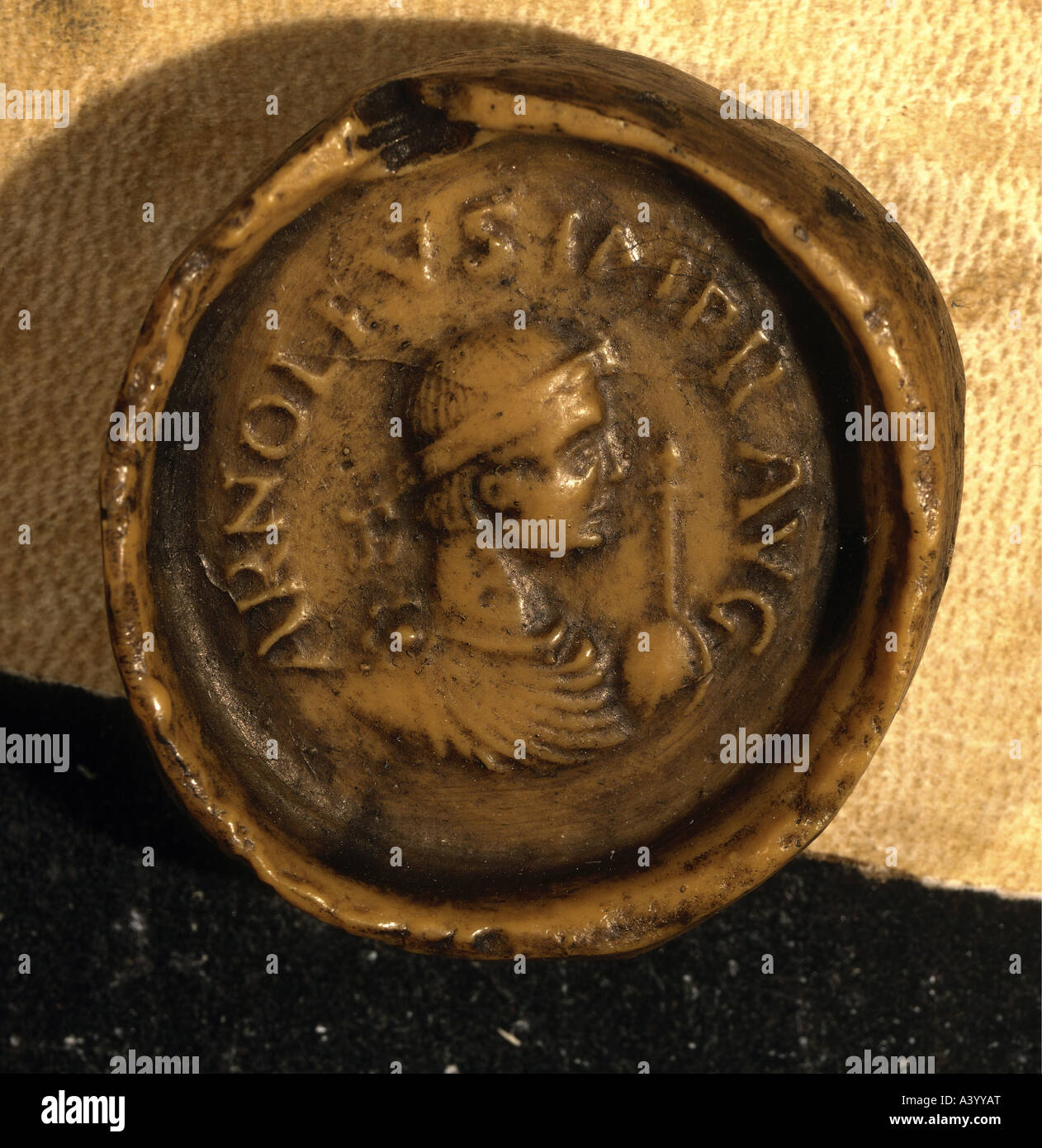 King arnulf hi-res stock photography and images - Alamy