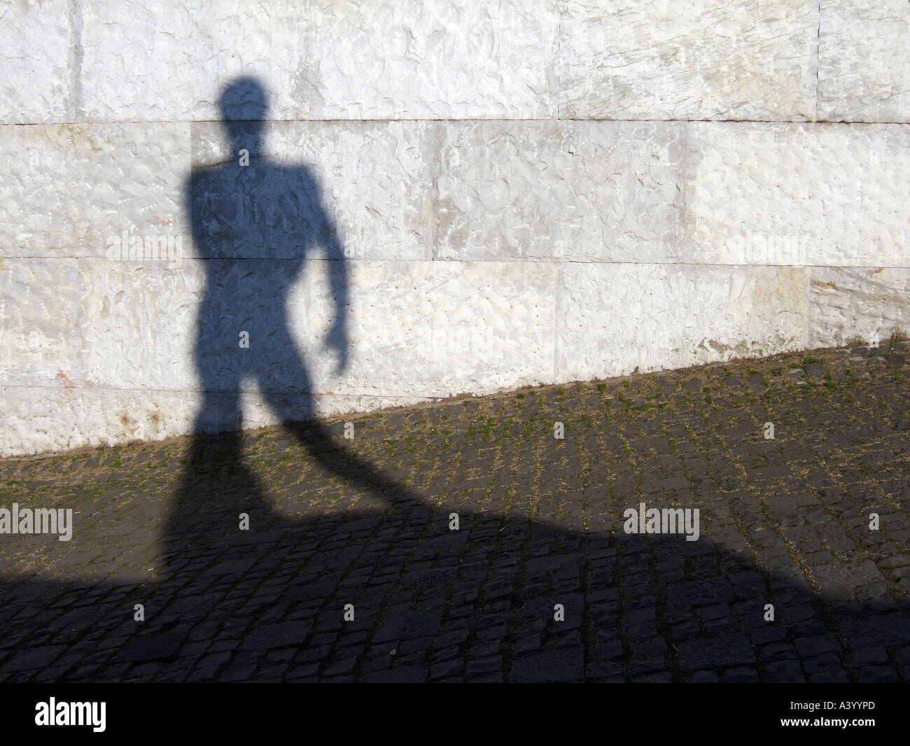 shadow of a statue in rome Stock Photo - Alamy