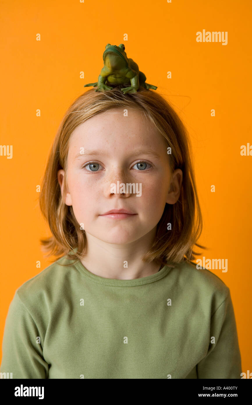 One green toy frog hi-res stock photography and images - Alamy