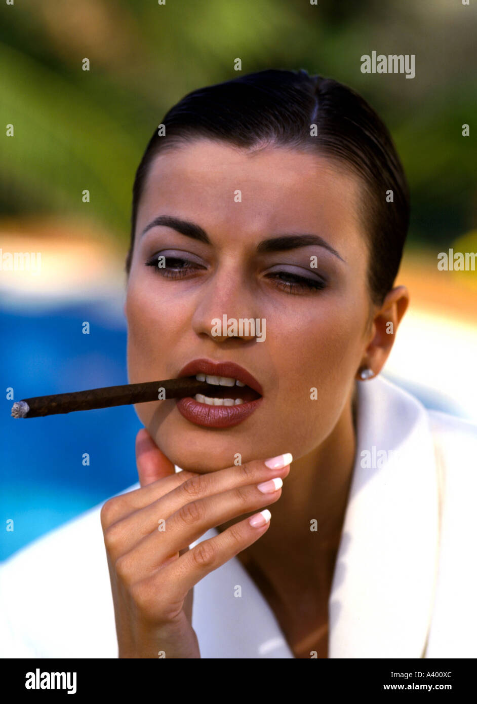 Cigarillo High Resolution Stock Photography and Images - Alamy
