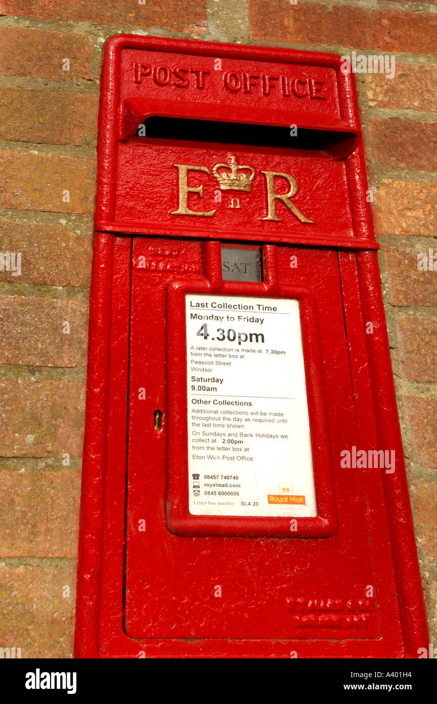 TRADITIONAL ENGLISH RED ROYAL MAIL POST OFFICE LETTER BOX SET IN BRICK ...