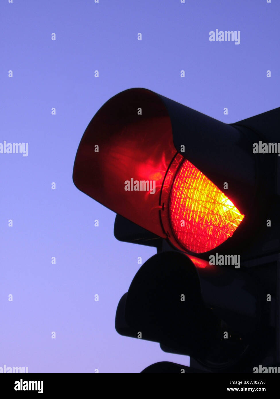 red traffic light Stock Photo - Alamy