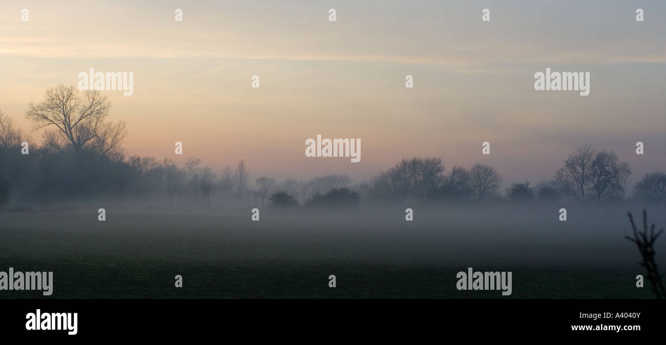 Felmersham village hi-res stock photography and images - Alamy