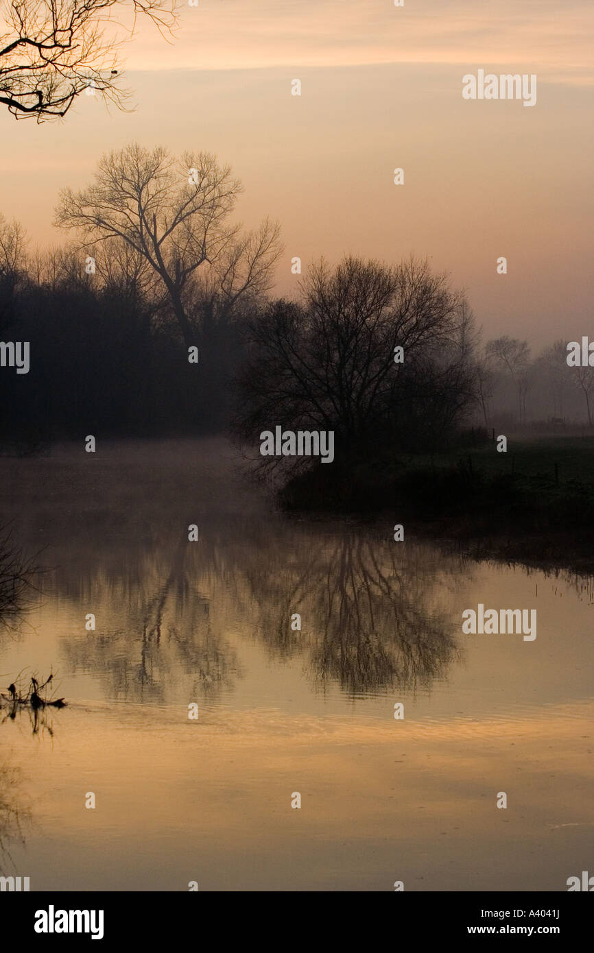 Felmersham village bedfordshire hi-res stock photography and images - Alamy