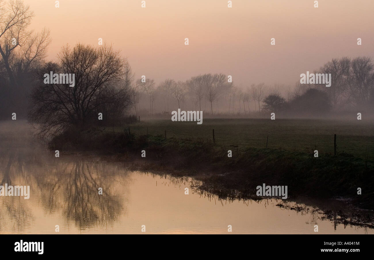 Felmersham village hi-res stock photography and images - Alamy