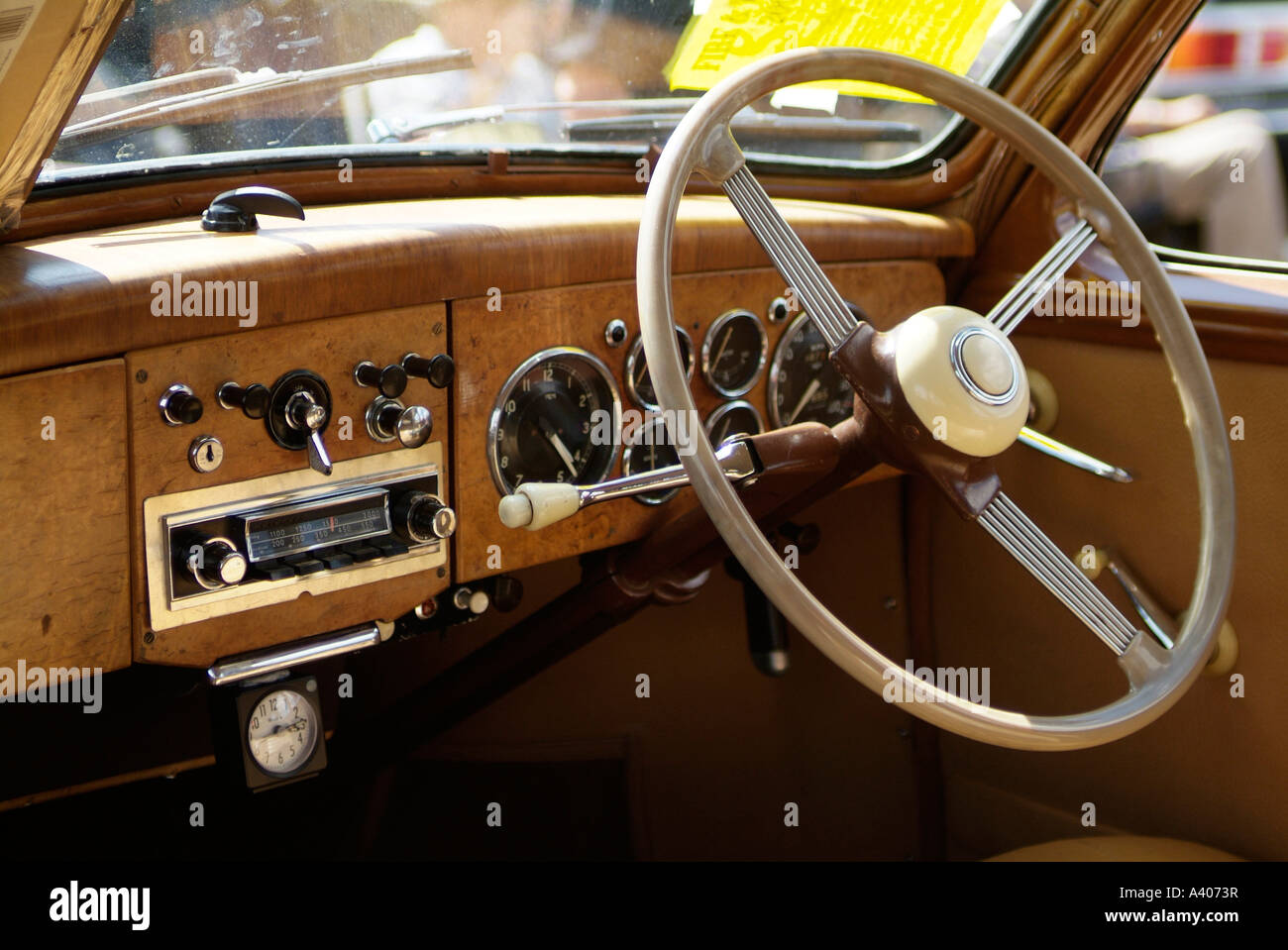 Walnut dashboard hi-res stock photography and images - Alamy