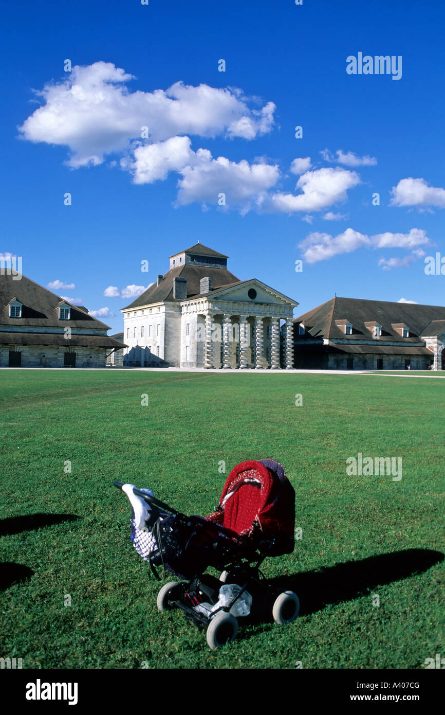 Royale pram hi-res stock photography and images - Alamy