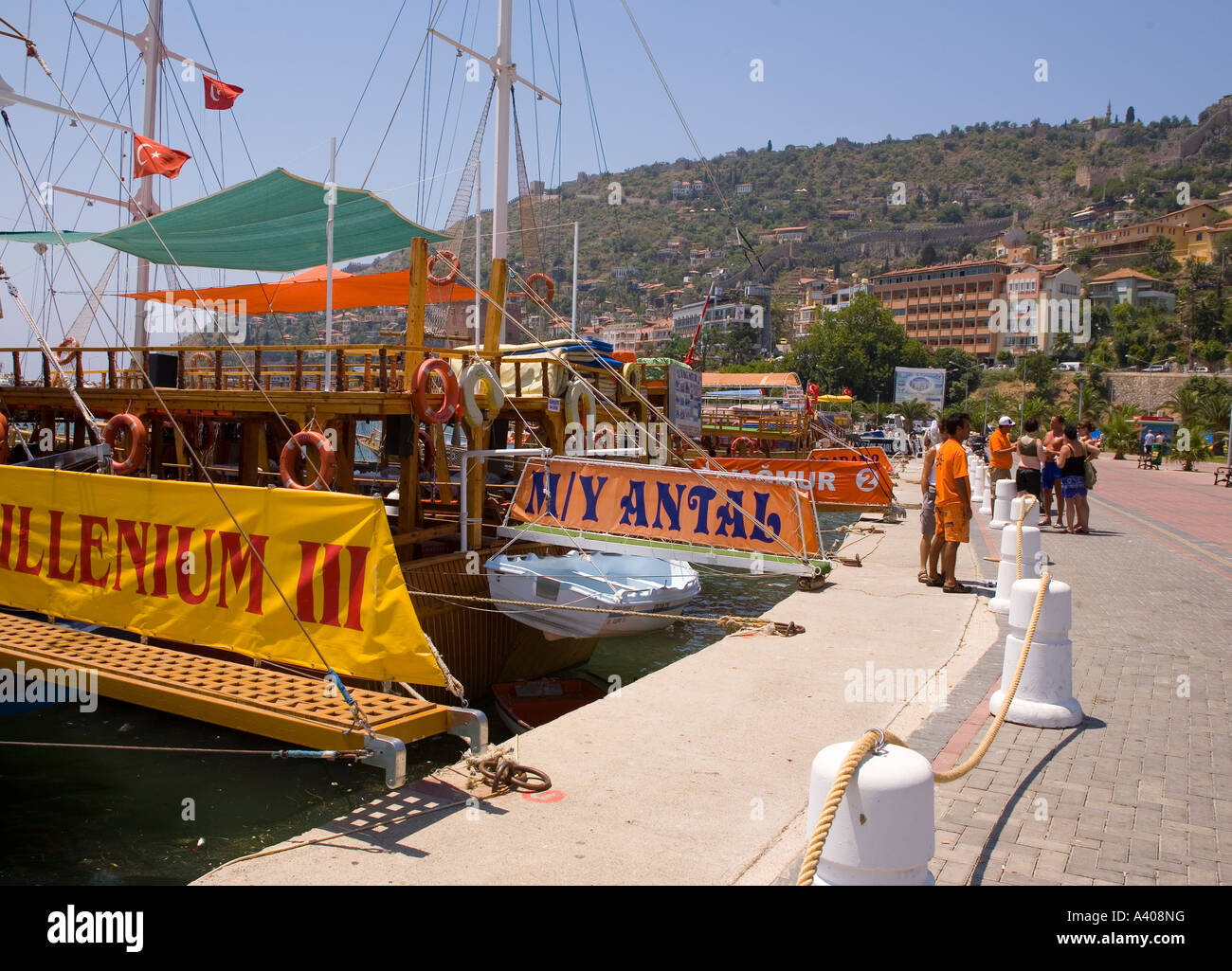 Alanya sightseeing boats hi-res stock photography and images - Alamy