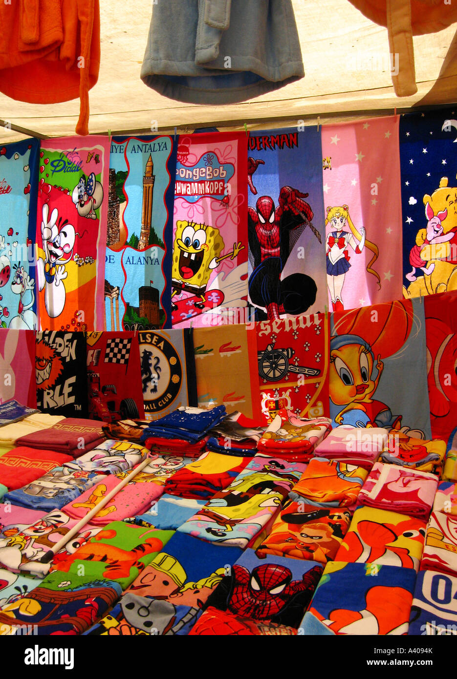 Street bazaar Alanya Turkey Stock Photo - Alamy