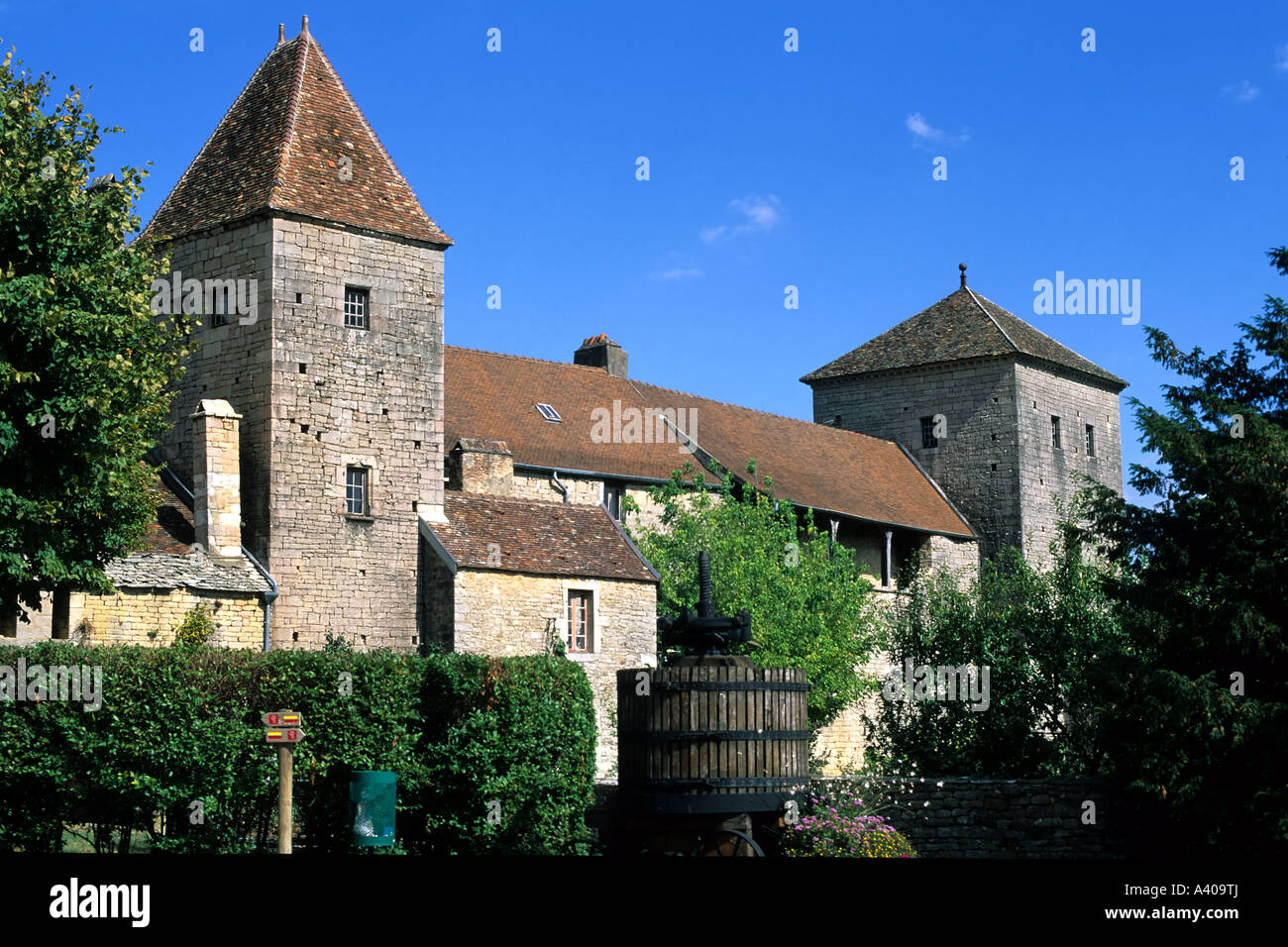 French burgundian medieval architecture hi-res stock photography and ...