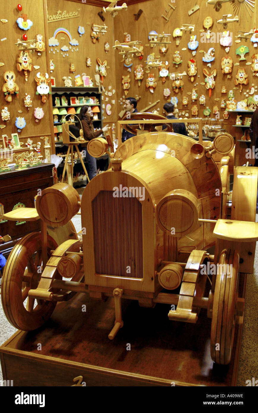 Lumber car hi-res stock photography and images - Alamy