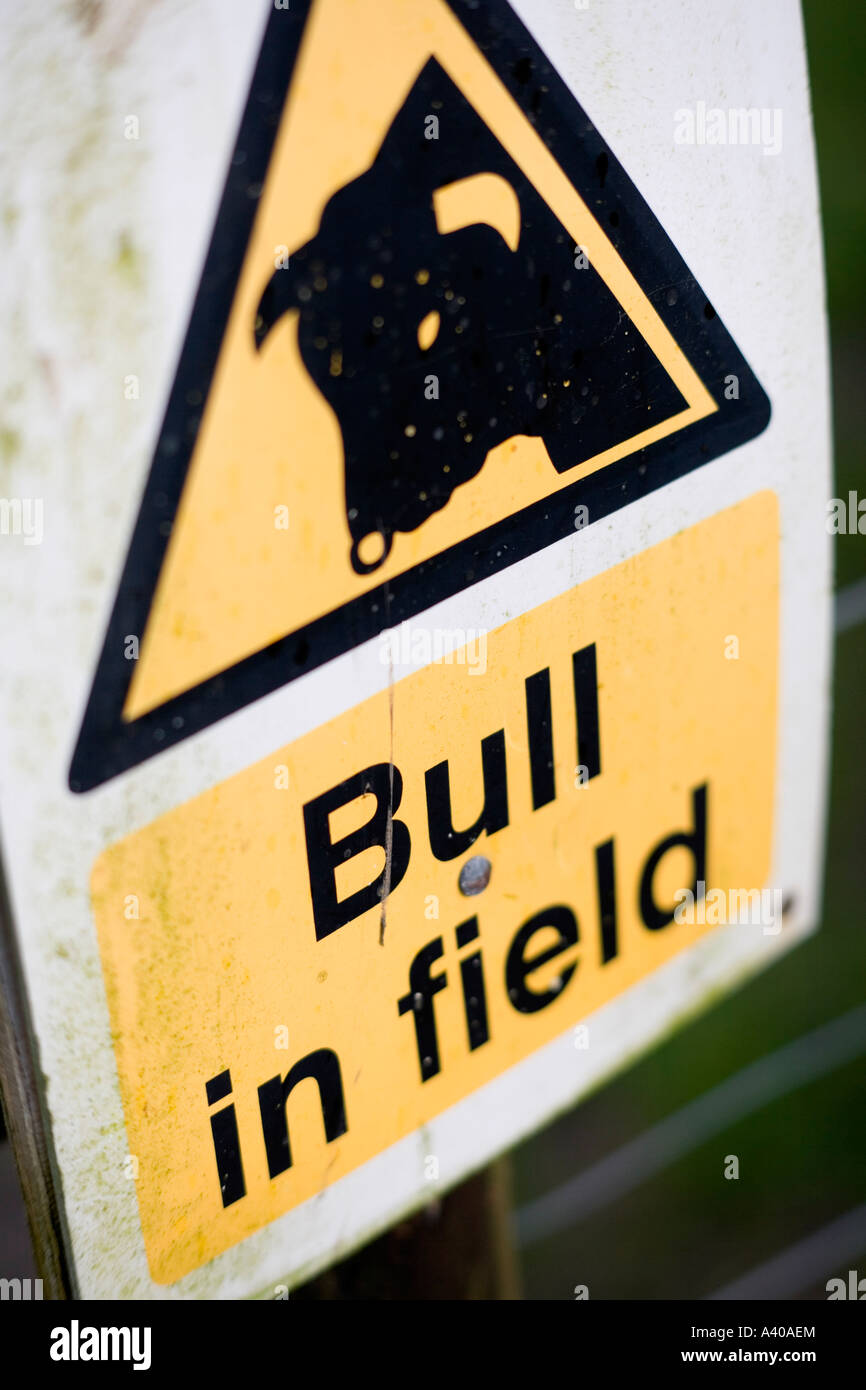 Warning symbol sign hi-res stock photography and images - Alamy